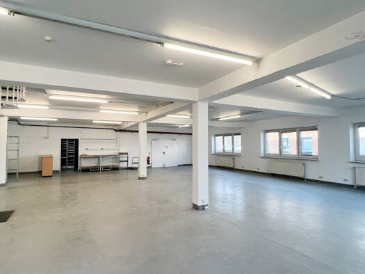 0 Industriehallen mieten in Seevetal Glüsingen