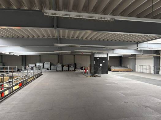 0 Industriehallen mieten in Rosenheim Pang, Pang 911