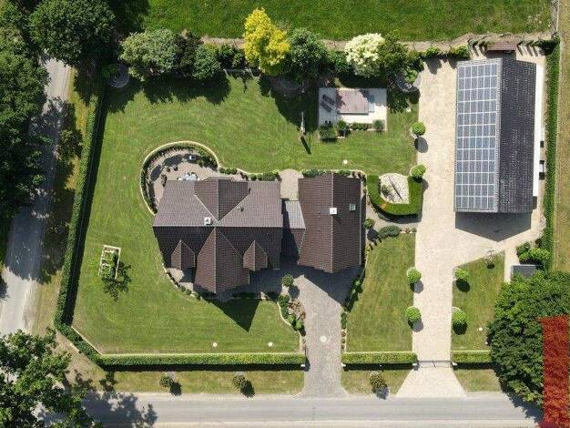 0 Häuser mit Swimmingpool kaufen in Hüde, Diepholz