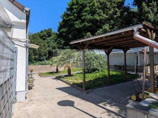 0 Stadthäuser kaufen in Duisburg Laar